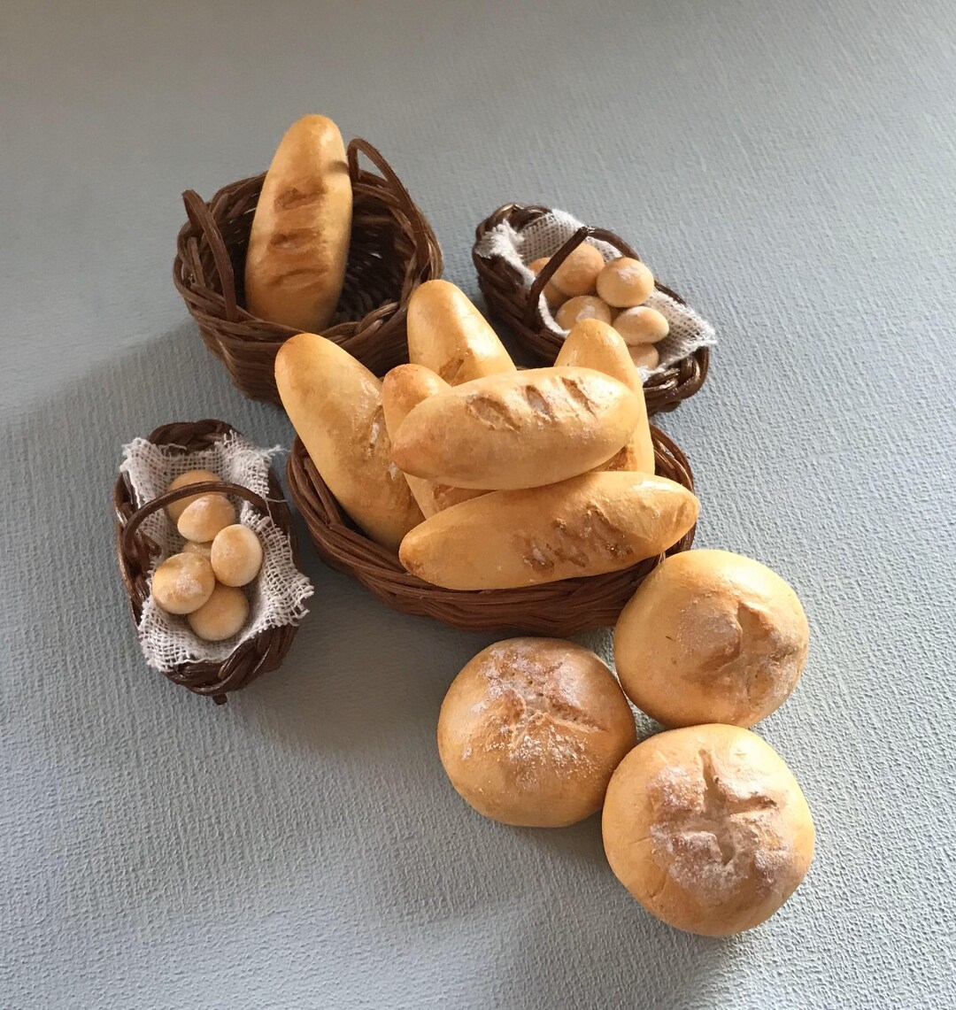Dollhouse Bread- Rustic White Cobs & Rolls in Baskets Miniature 1/12th ...