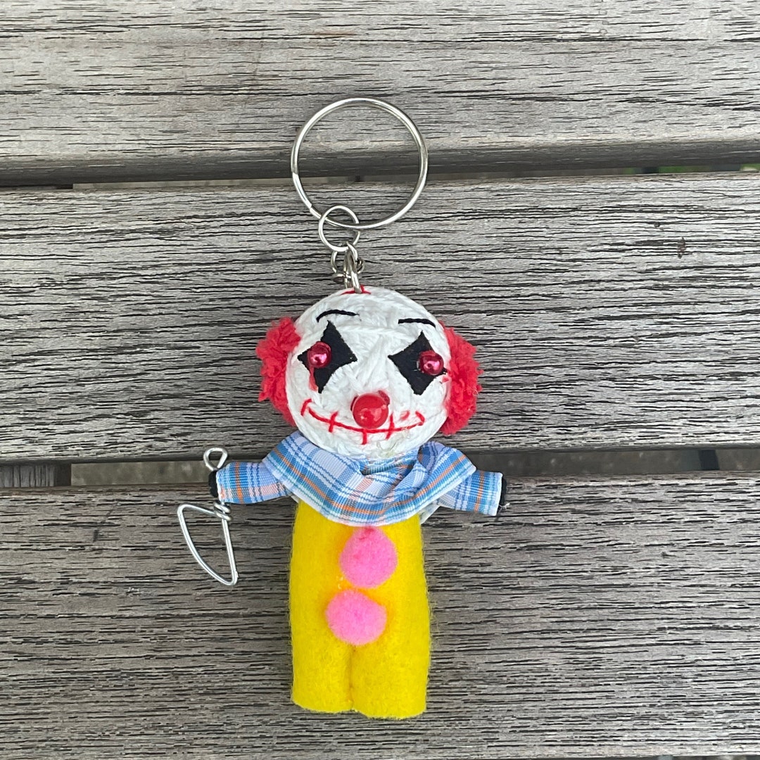 Killer Clown Horror Cult Icon Handmade Voodoo String Doll Keychain ...