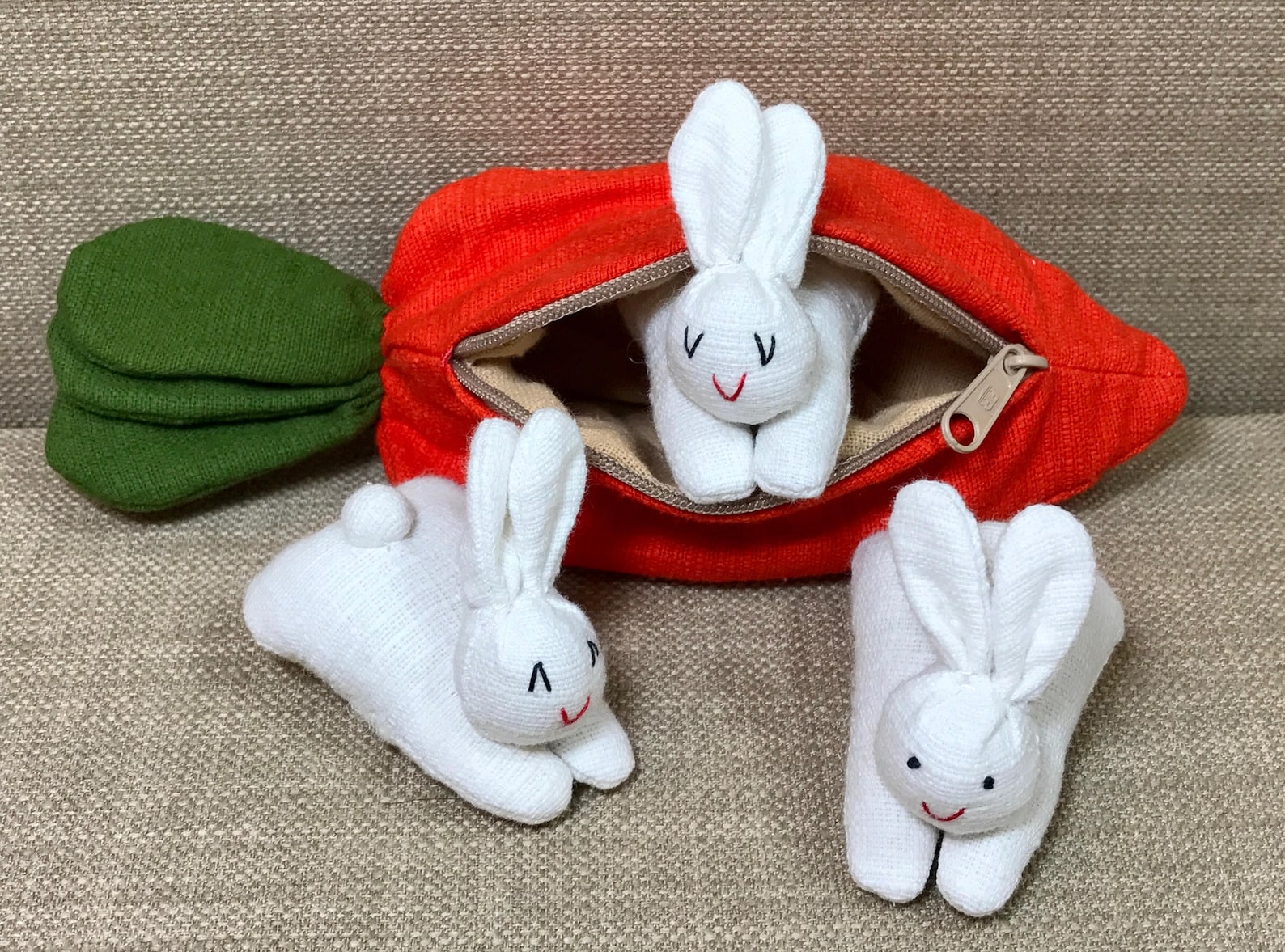 Textile Bunnies in an Organic Cotton Carrot Pouch / Easter Rabbit ...