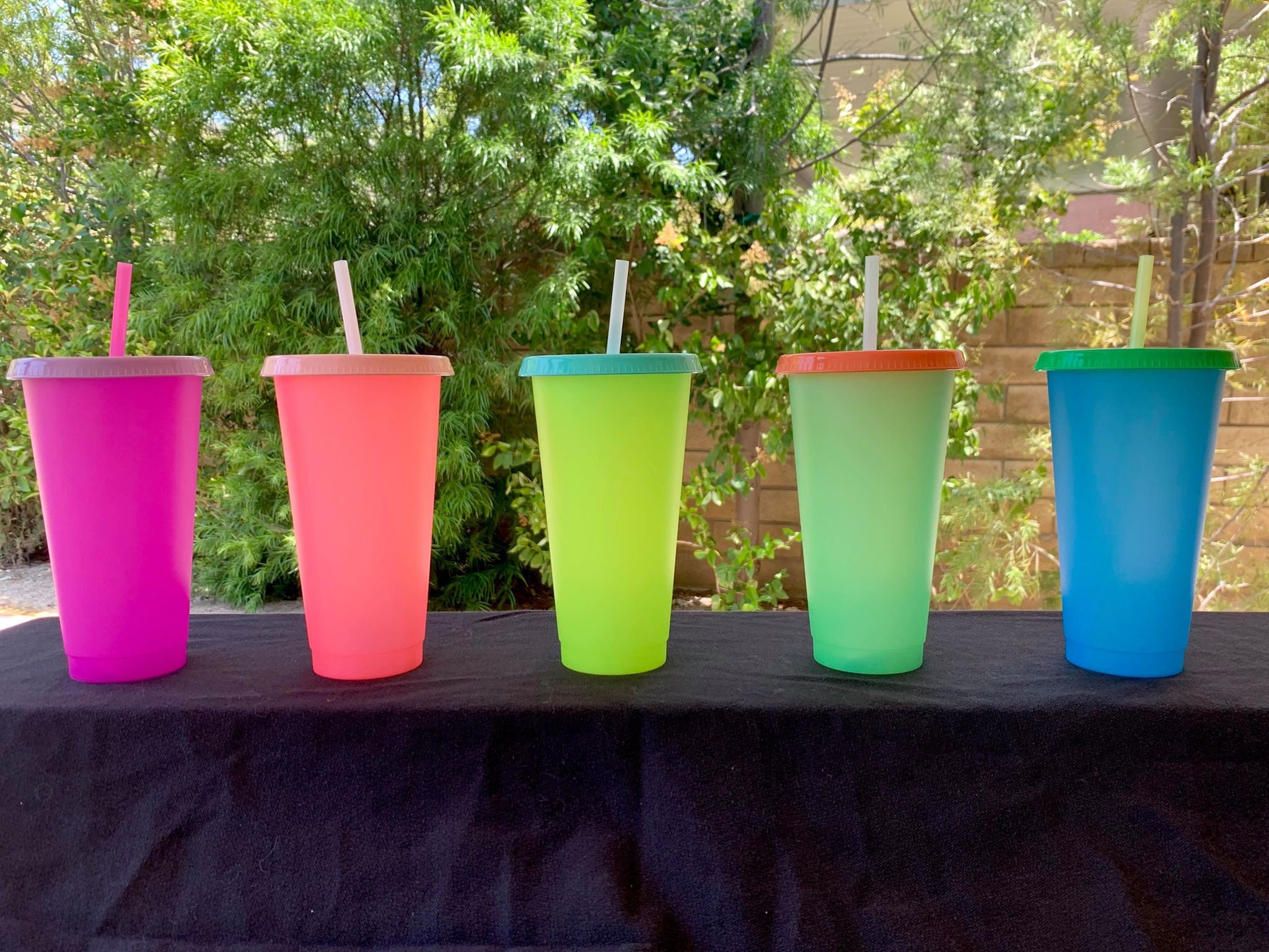 Color Changing Cups Set of 5 with Color Changing Straws | Etsy