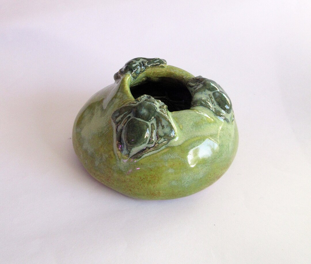Wonky Bee Boho Green Speckle Glaze Pot Hand Built Ceramic - Etsy UK