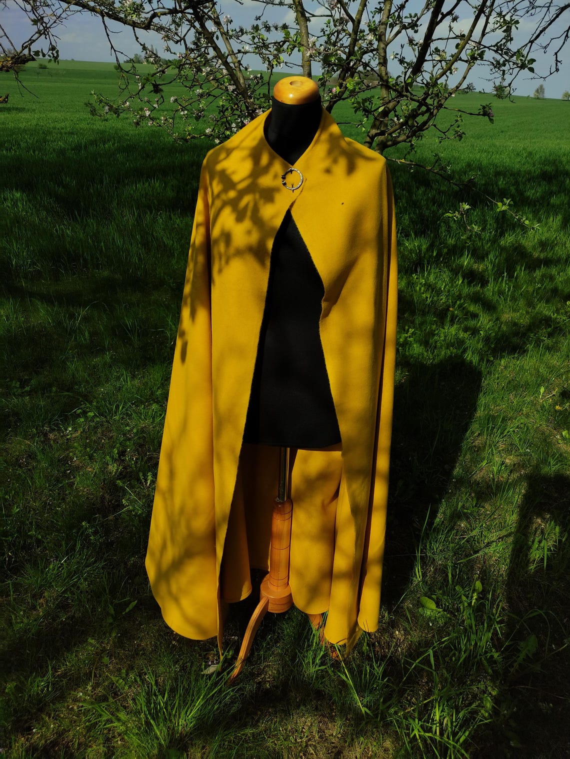 100% Wool Cloak Half-round - Etsy