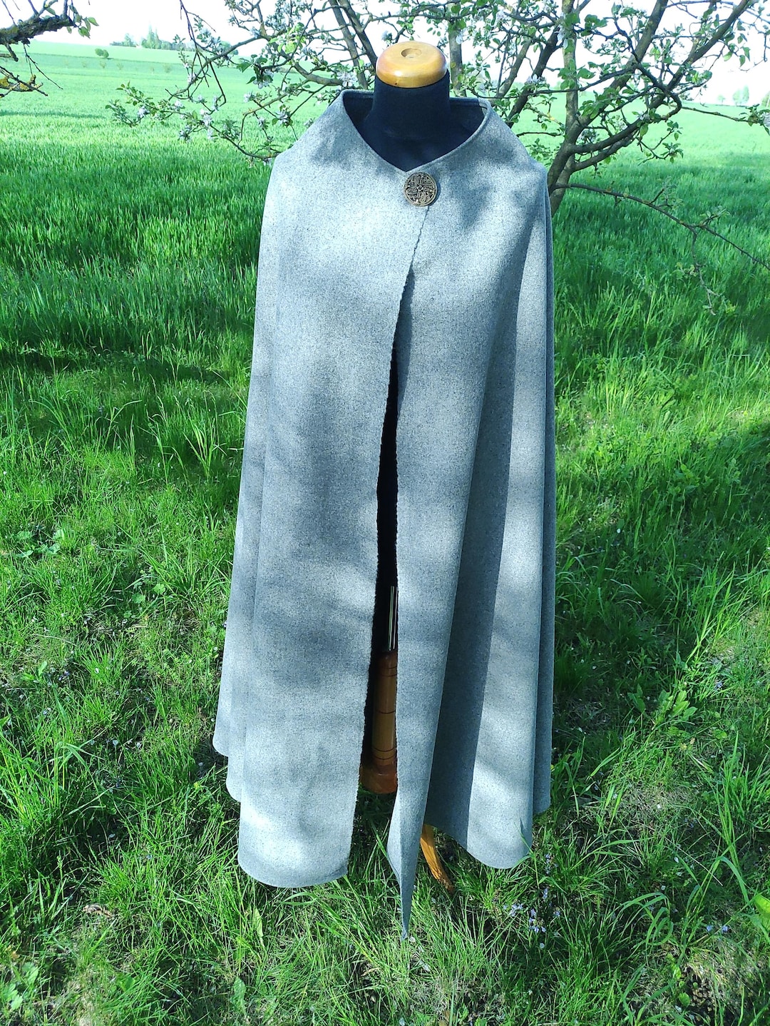 100% Wool Cloak Three-quater Round - Etsy