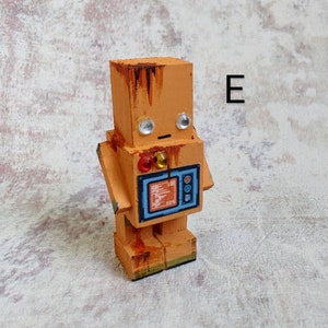 Rusty Robots. Collectable Wooden Robot Figurines. - Etsy