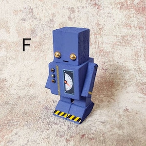 Rusty Robots. Collectable Wooden Robot Figurines. - Etsy