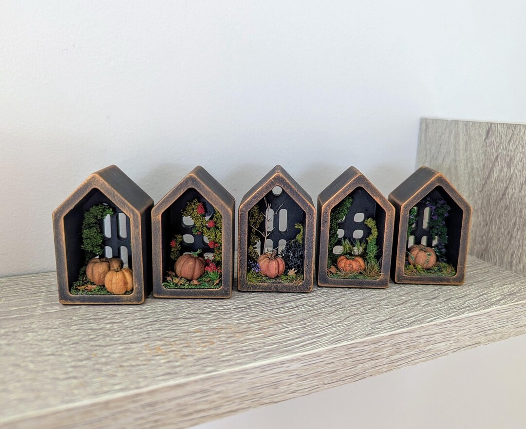 Miniature Pumpkin Patch Diorama House - Etsy