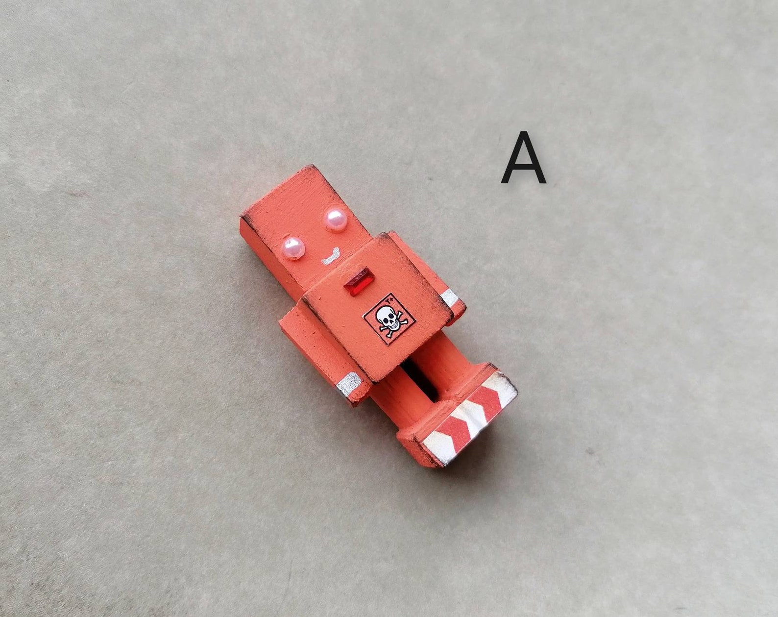 Rusty robots. Collectable wooden robot figurines. | Etsy