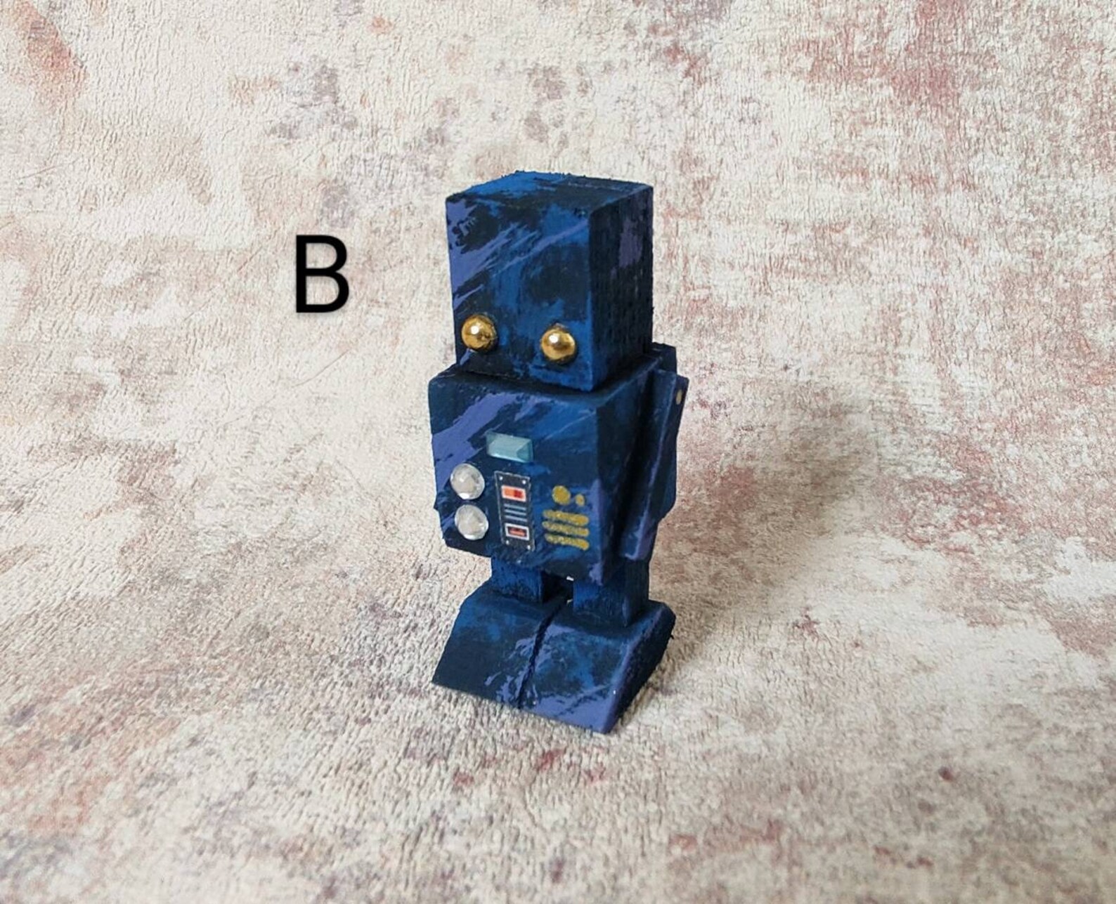 Rusty Robots. Collectable Wooden Robot Figurines. - Etsy