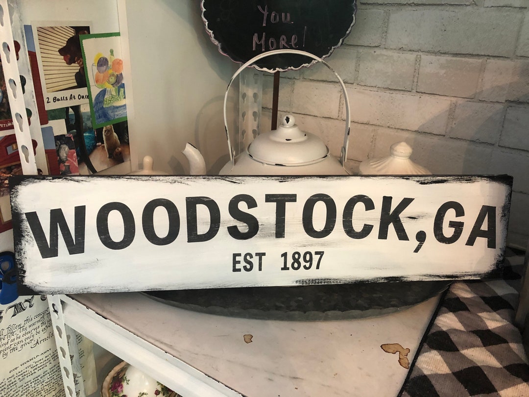Custom City Wood Sign: Aged Hometown Decor (5x24 Inches) - Etsy