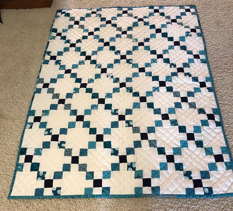 Single Irish Chain Small Quilt - Etsy