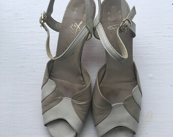 Open toe pumps | Etsy