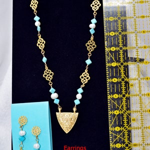 16th Century Safavid Persian Earrings and Necklace: Gold Shield W ...