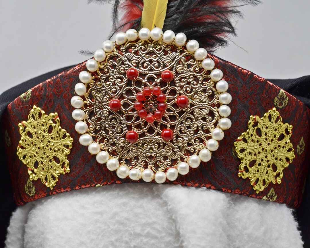 Red Brocade Women's Persian Style Taj Diadem. Gold Filigree Beaded ...