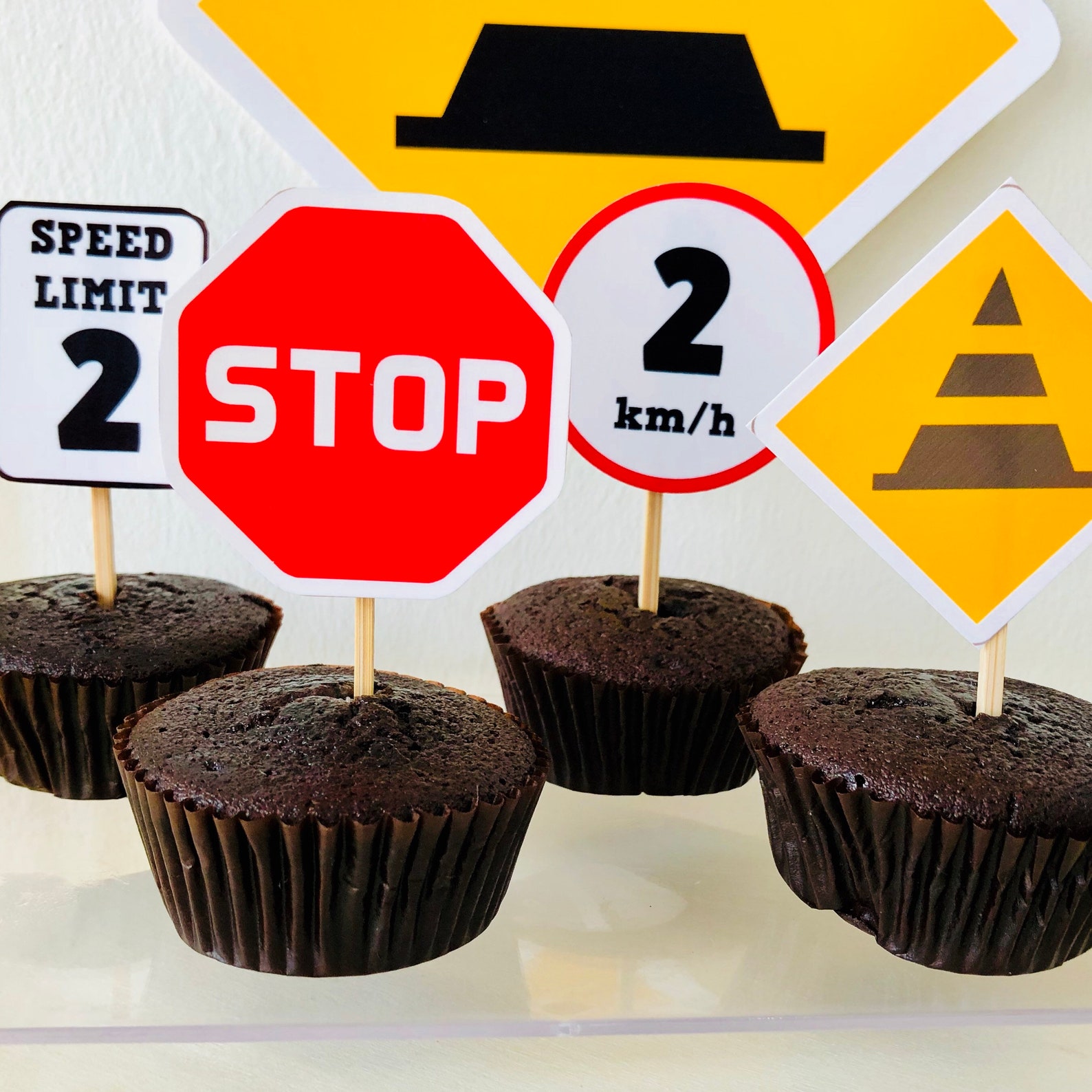 Wheels on the Bus Cupcake Topper/ Yellow Schoopl Bus Party | Etsy