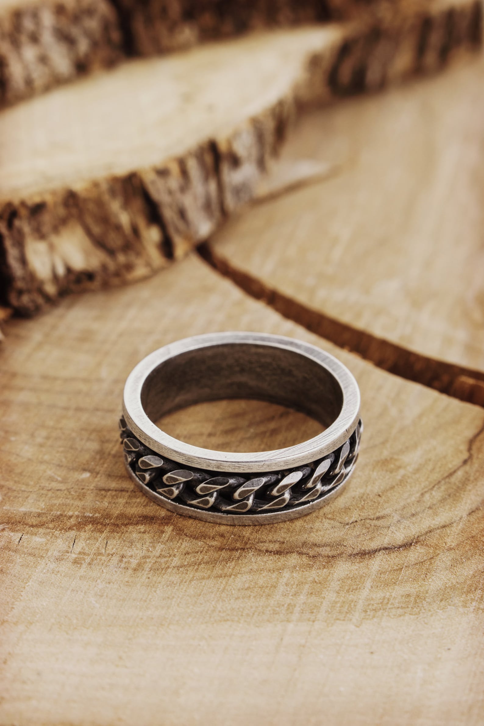Silver Spinner Ring, Oxidized Anti-stress Band With Loose Curb Chain ...