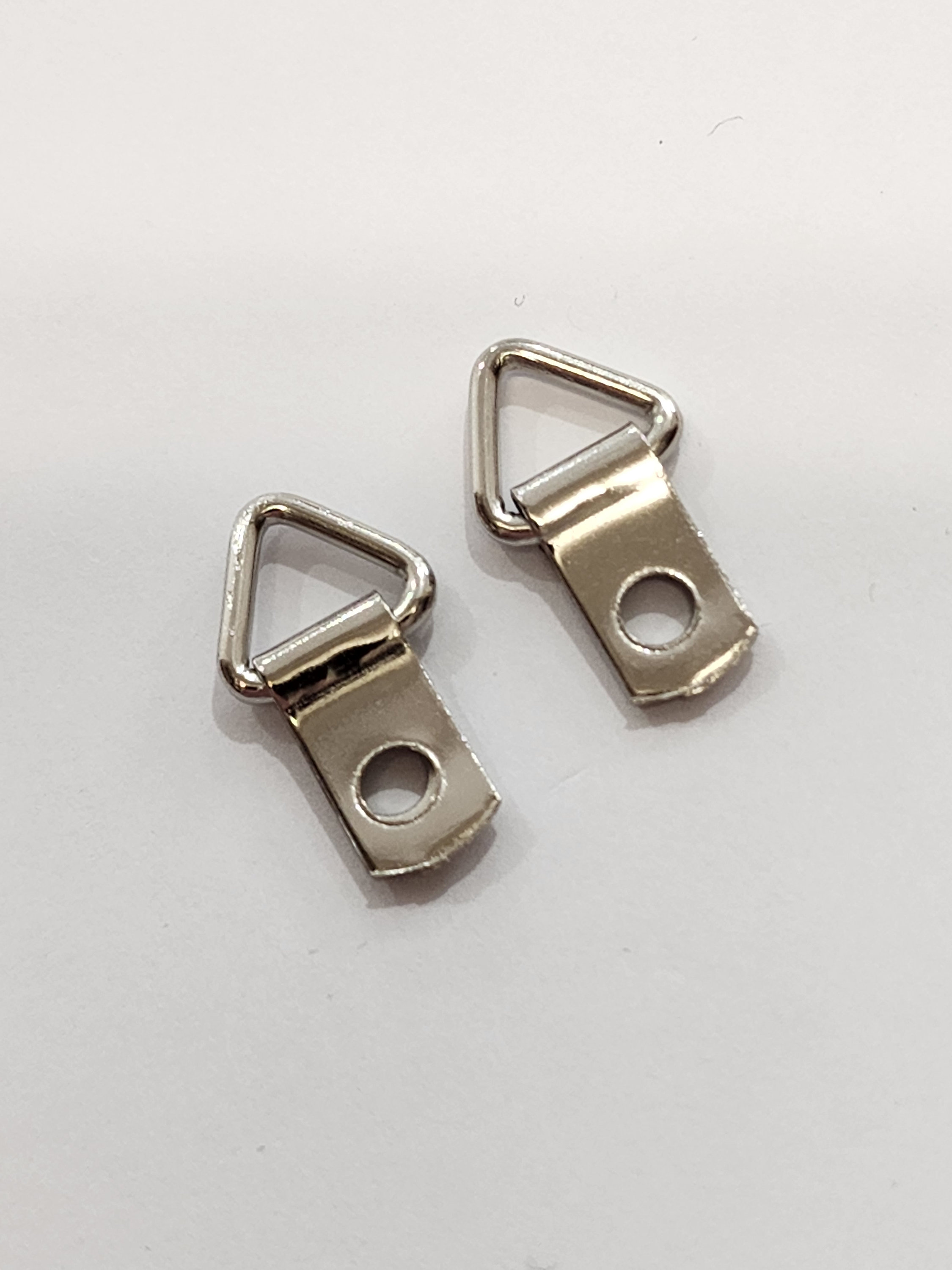 Picture d ring hangers store