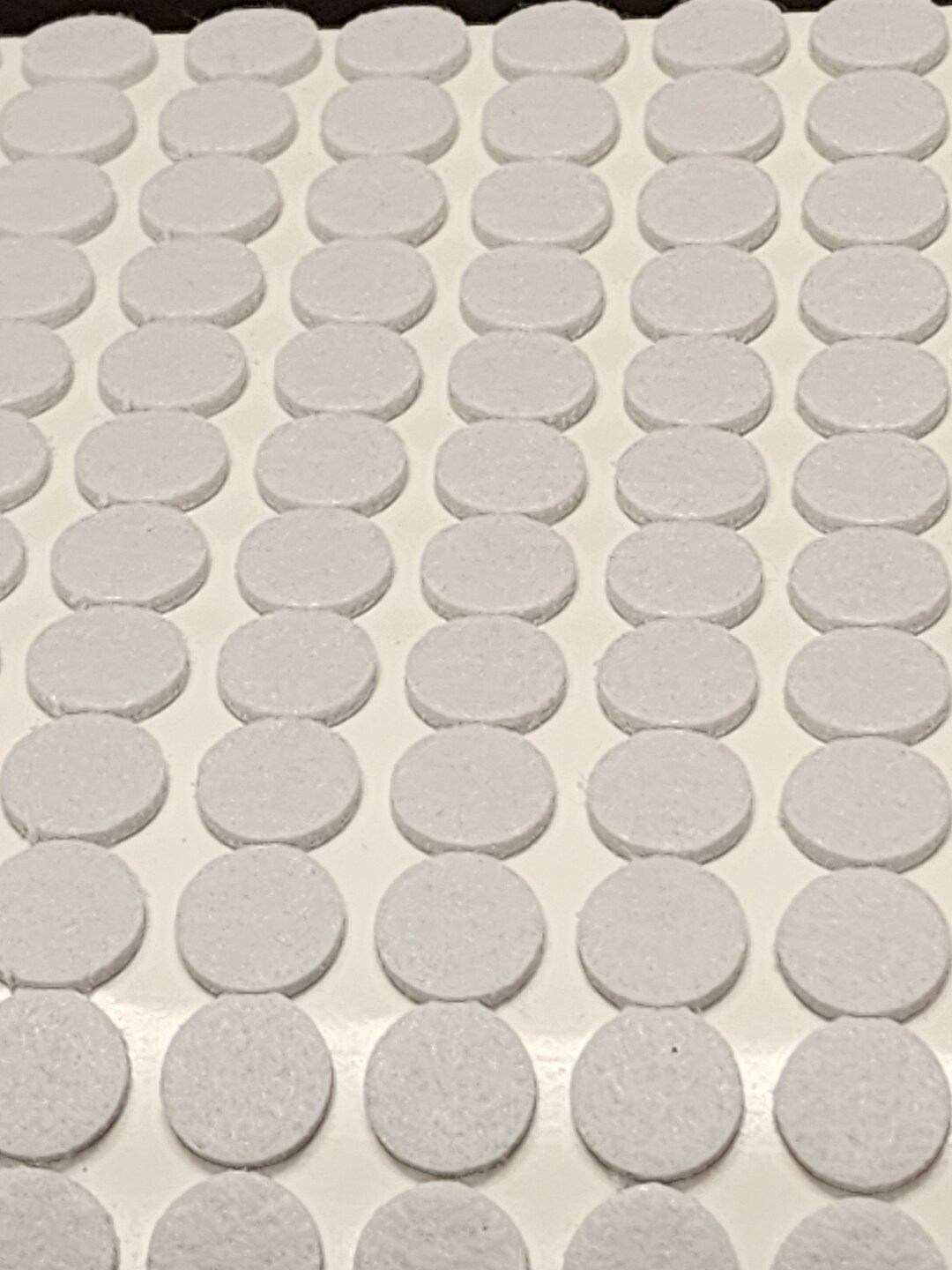 96 Felt Pads, Feet, Bumpons, Bumpers. White, Adhesive Backed, 1/8 "h X ...