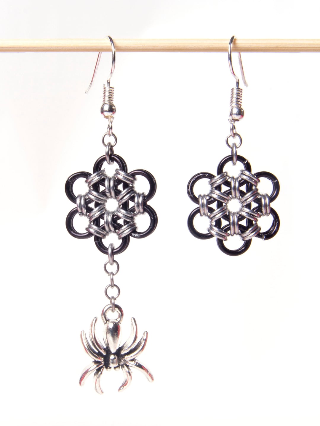 Spider Earrings / Spiderweb Jewellery / Chainmaille Jewelry / Halloween ...