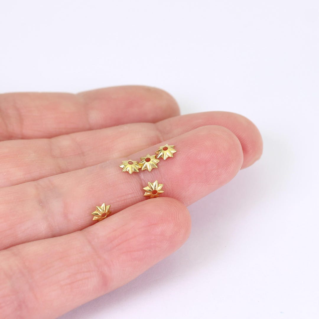 50/100 X Tiny Flower Shaped Bead Caps, 5mm, by Jewellery Making ...