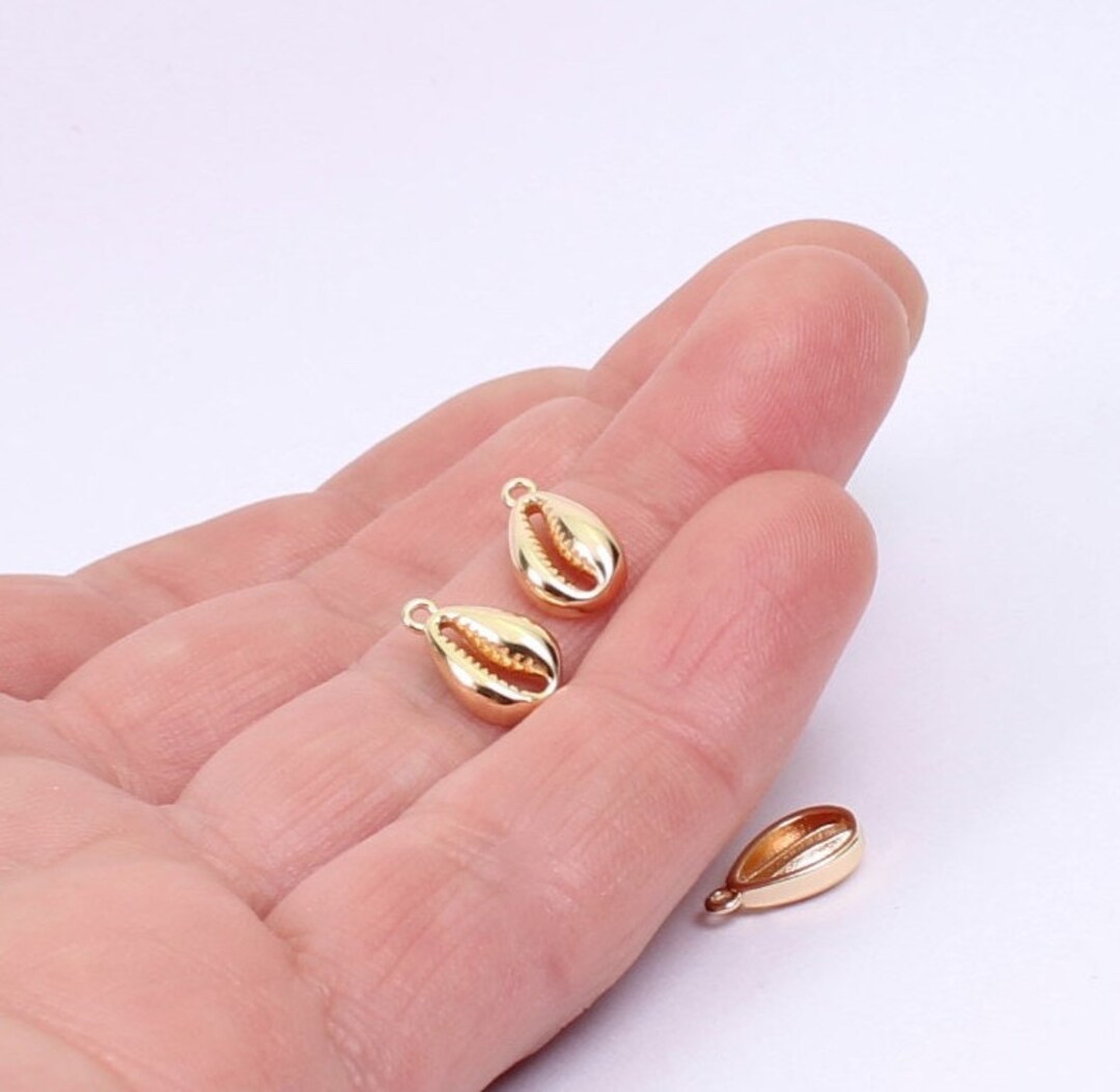 2/4 X Tiny Gold Plated Cowrie Shell Charms, 18K Gold Plated Brass, 12mm ...