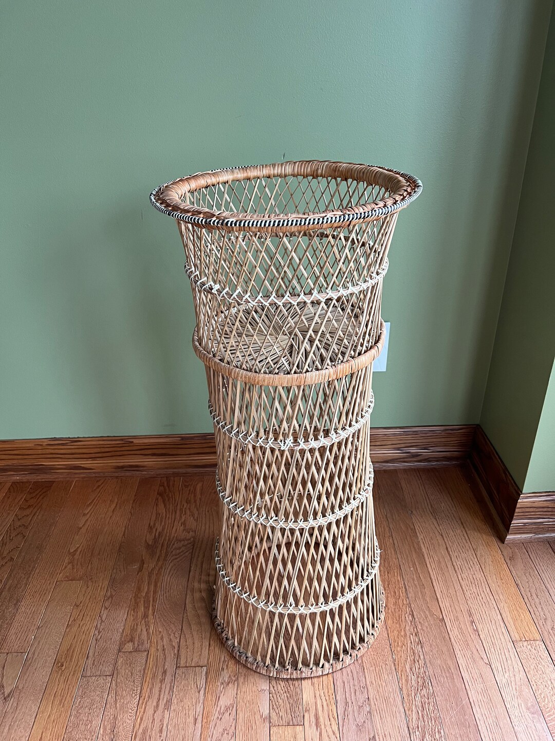 Vintage Rattan Plant Stand/ Wicker Plant Stand/boho Pedestal Plant ...