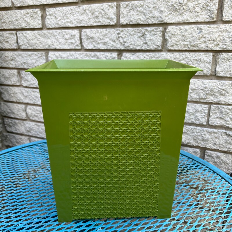 Vintage Trash Can - Etsy