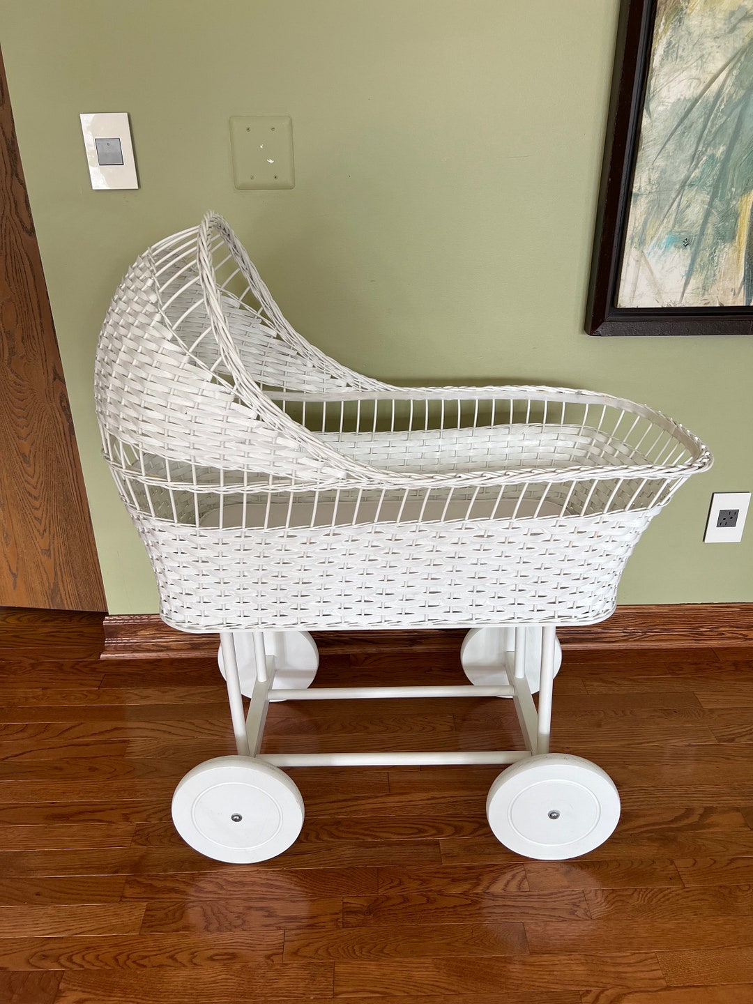 Vintage 1995 White Rolling Wicker Baby Bassinet Made by Badger Basket ...
