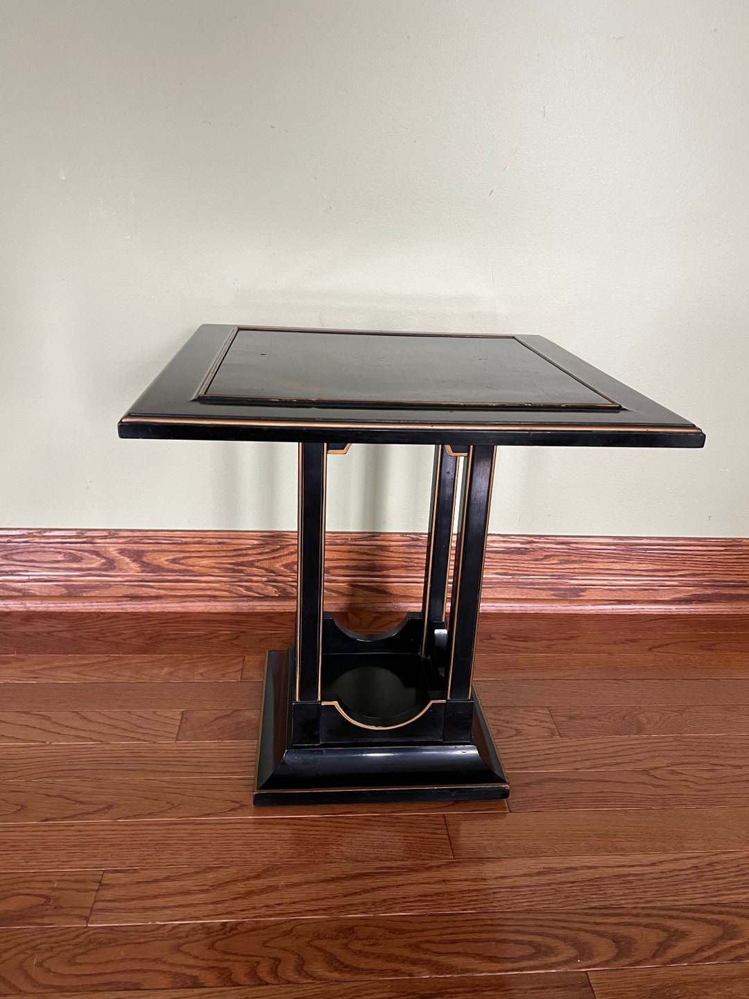 Vintage Asian Style Small End Table/black and Gold Trim Chinese Small ...