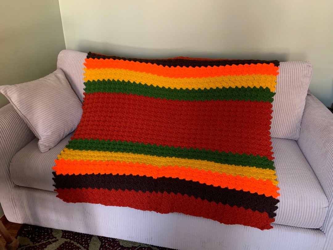 Mid Century Knitted Afghan Throw / Manta de cama de día afgana ...