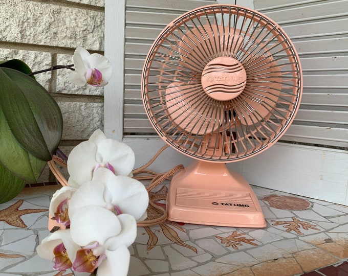 Retro Tatung Desk Fan/ Small Peach Plastic and Steel Desk Fan 120v ...