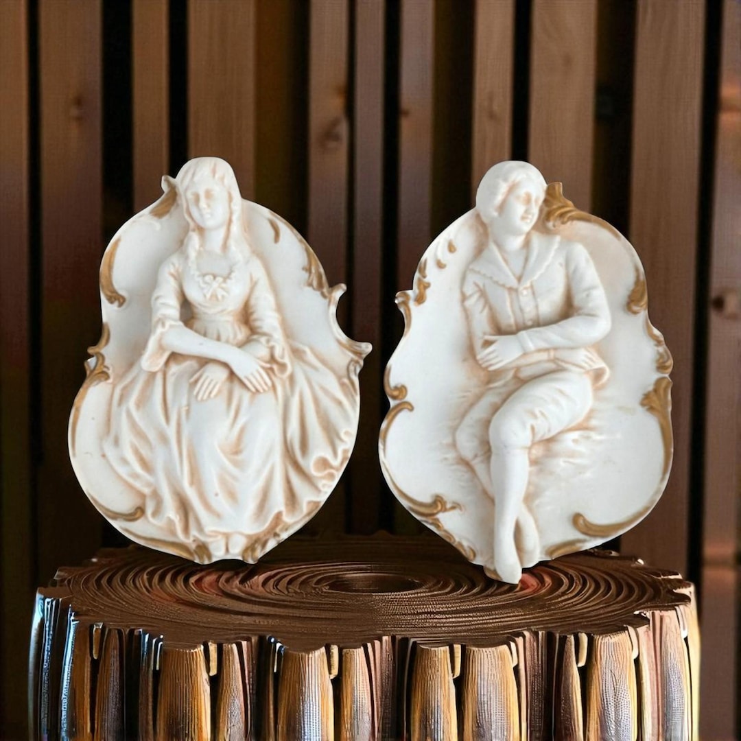 Vintage Lefton Wall Hangings Pair Ceramic Colonial Couple Figurines ...