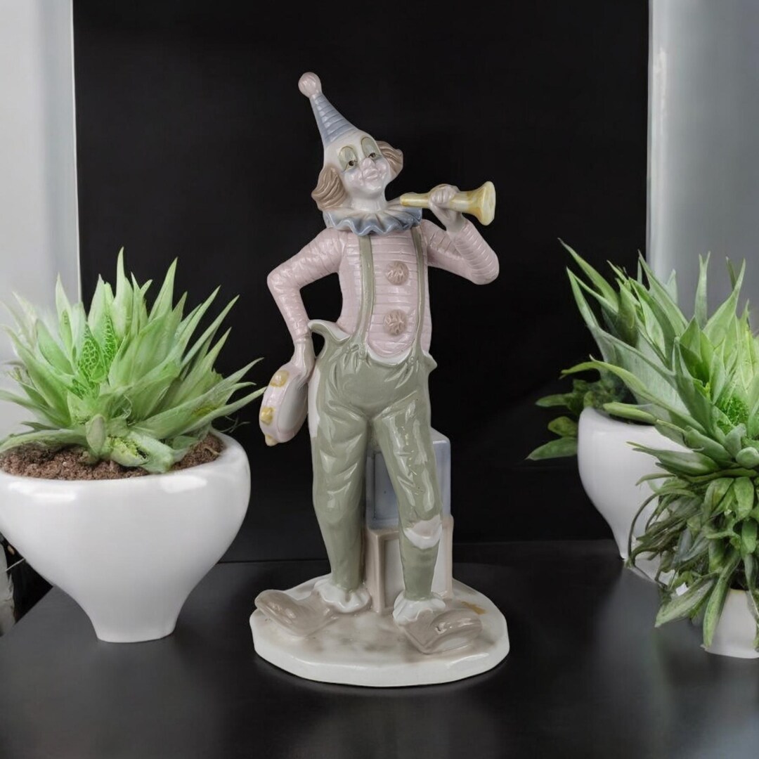 Vintage Porcelain Clown With Trumpet Figure 12 - Etsy