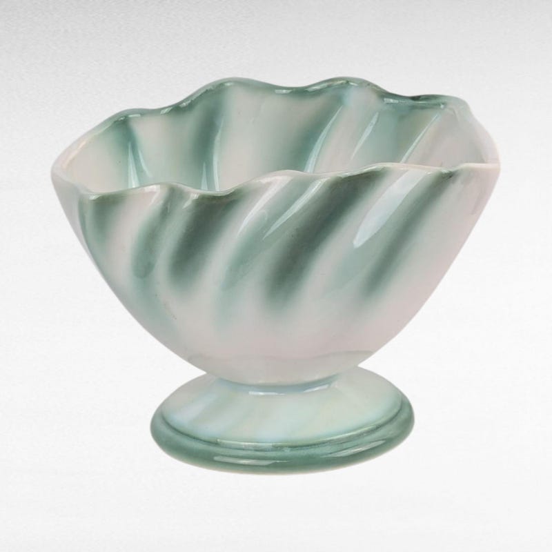 Clam Shell Planter - Etsy