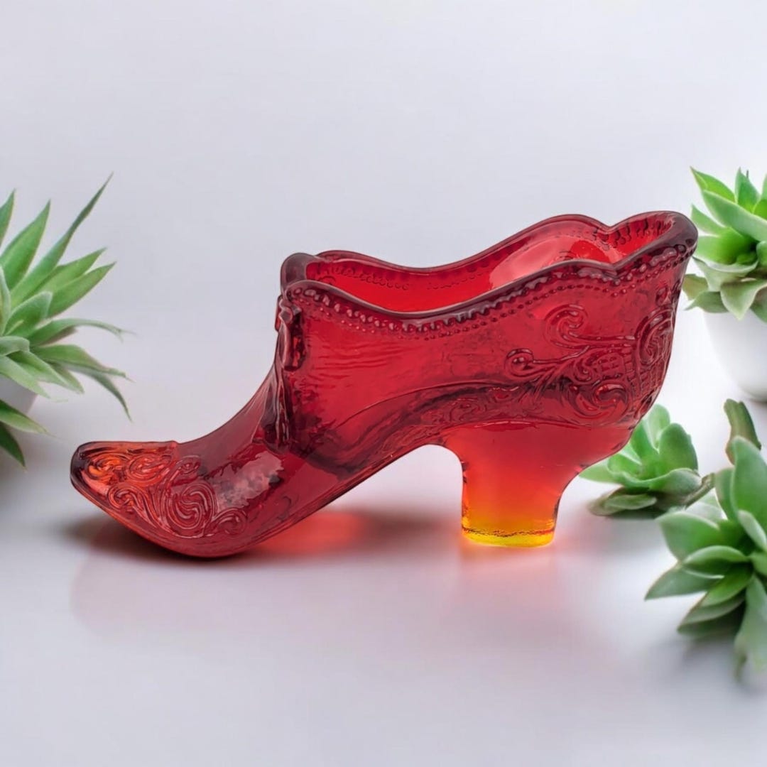 Vintage Amberina Glass Show With Floral Decor and Bow 2 1/2 Tall Art ...