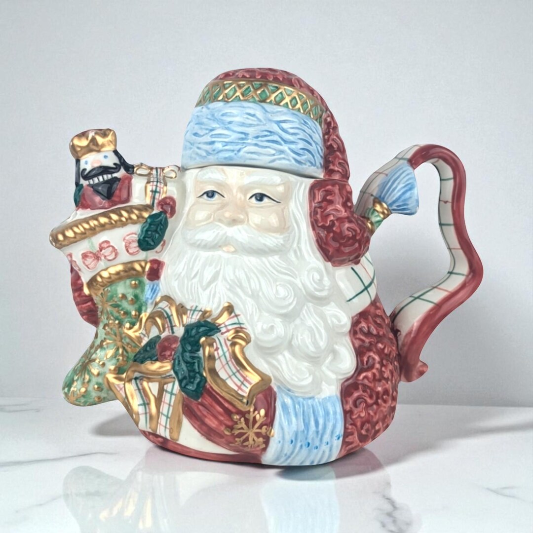 Vintage Avon St. Nicholas Teapot: Collectible Christmas Decor - Etsy