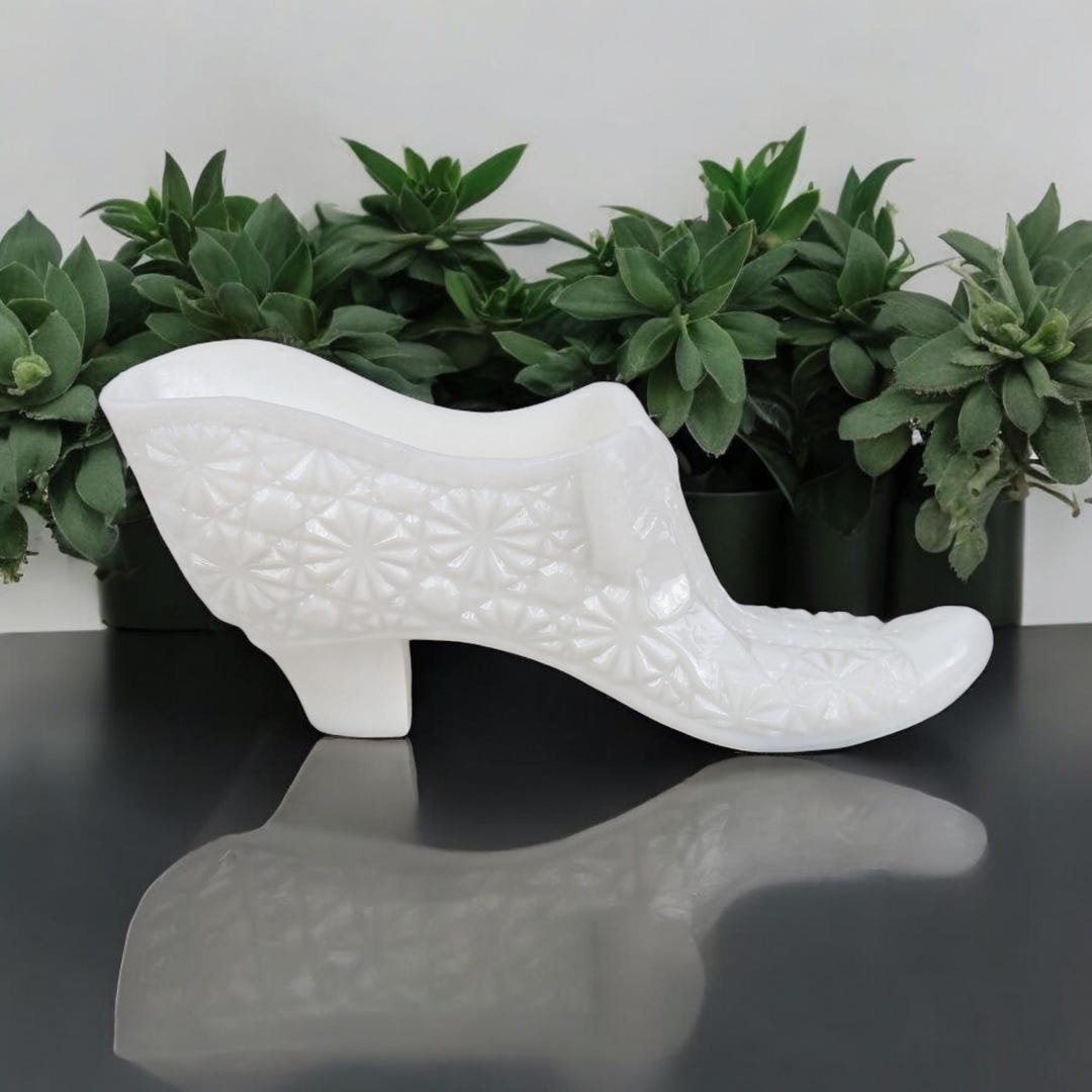 Vintage White Milk Glass Slipper Figurine Cinderella Decor Shabby Chic ...