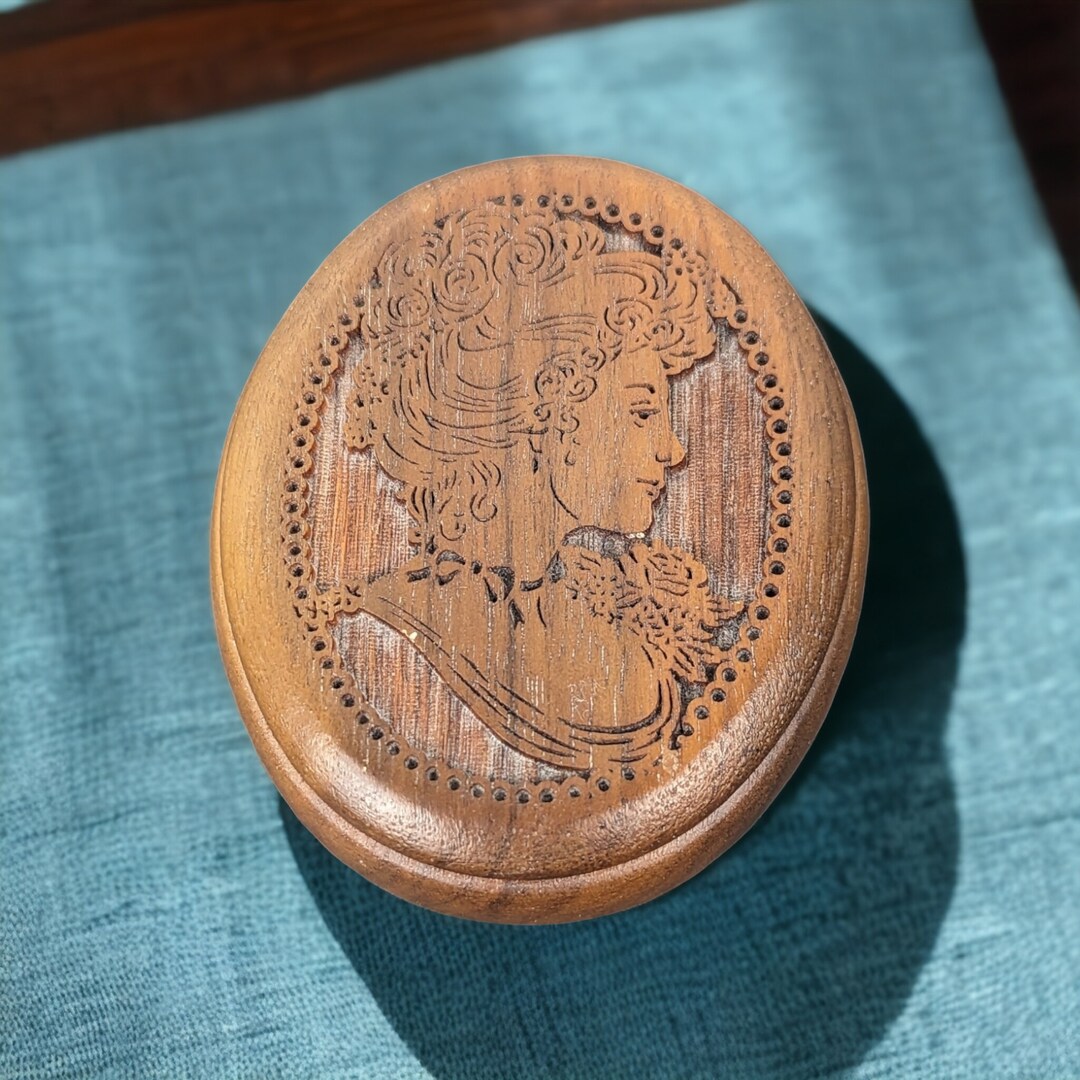 Lasercraft Wooden Cameo Music Box Elegant Melody and - Etsy