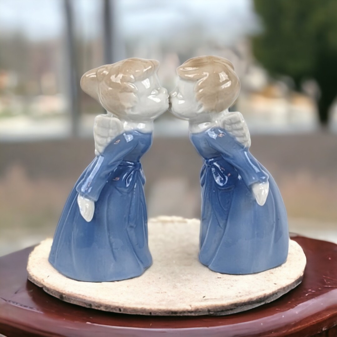 Vintage Blue Ceramic Kissing Angels Figurine Set - Etsy