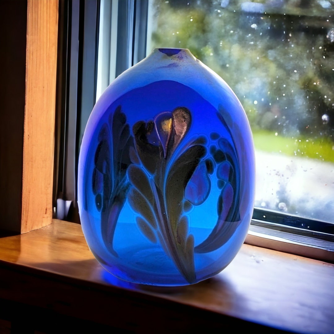 1999 Signed Cobalt Blue Art Glass Vase Collectible Handcrafted ...