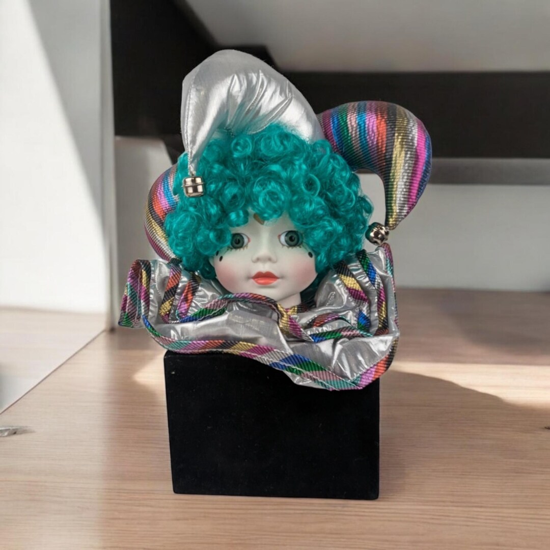 Vintage Victoria Ashlea Jester Music Box, Bette Ball Design, Musical ...