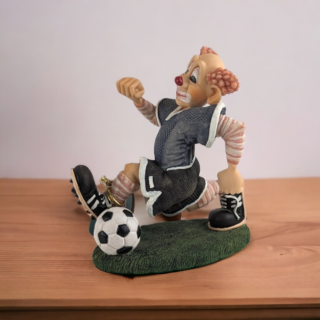 Vintage Cast Art Slapstix Shooting Star Soccer Clown Figurine - Etsy