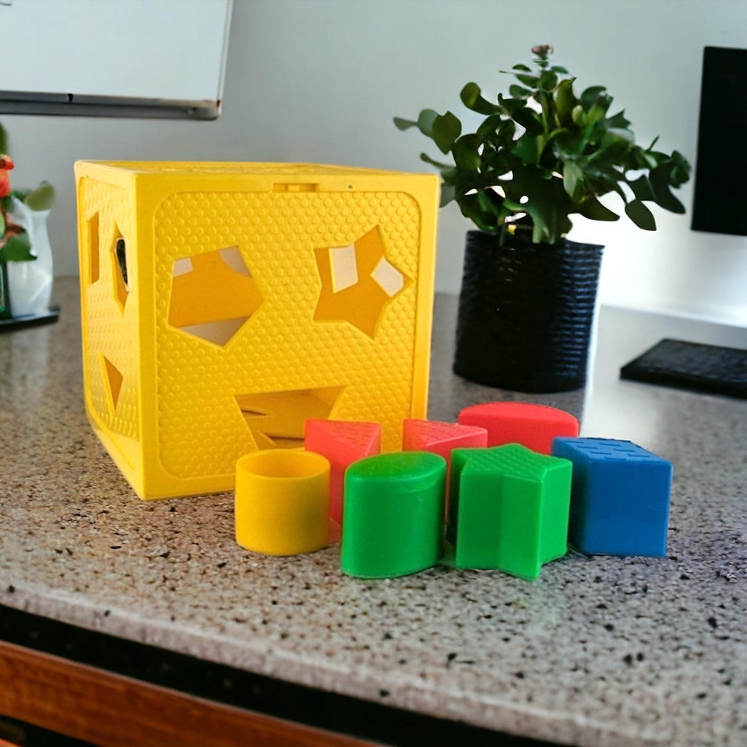 Vintage Playskool Form Fitter Shape Sorter Toy Missing Some Shapes ...