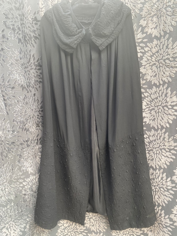 Victorian cape - Gem