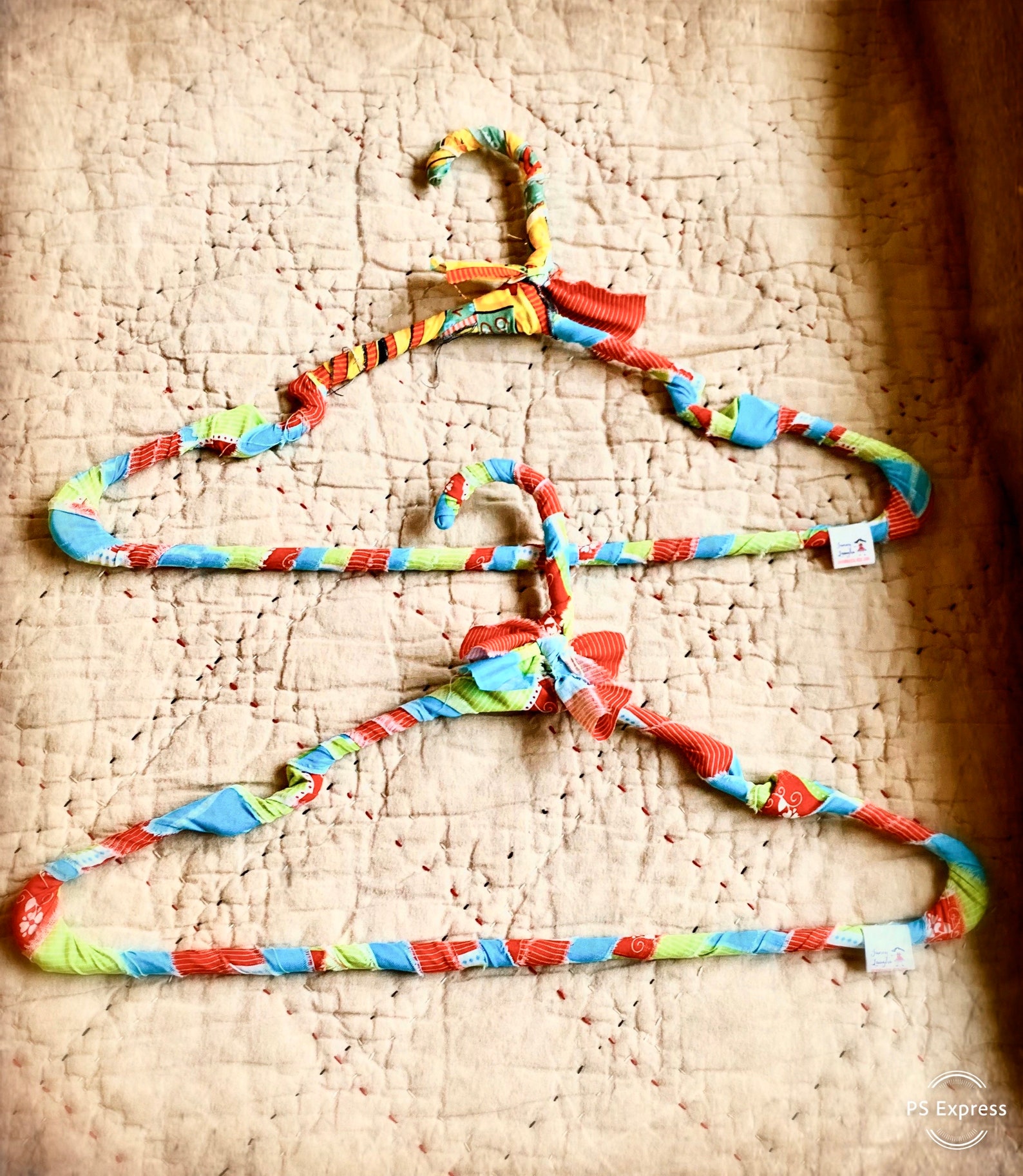 Decorative Hangers , rag style, Clothing Hangers , Dress Hanger ...