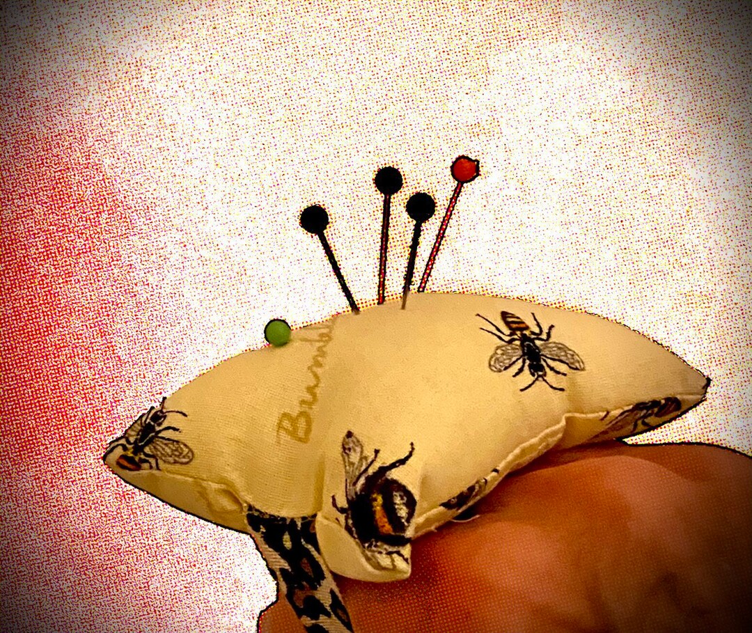 Bee Pincushion, Hands Free Pincushion, Finger Pincushion, Pincushion ...