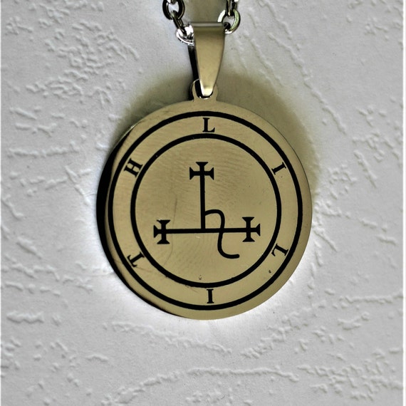 Talisman Sigil Magic of Lilith///Lilith//Collier | Etsy