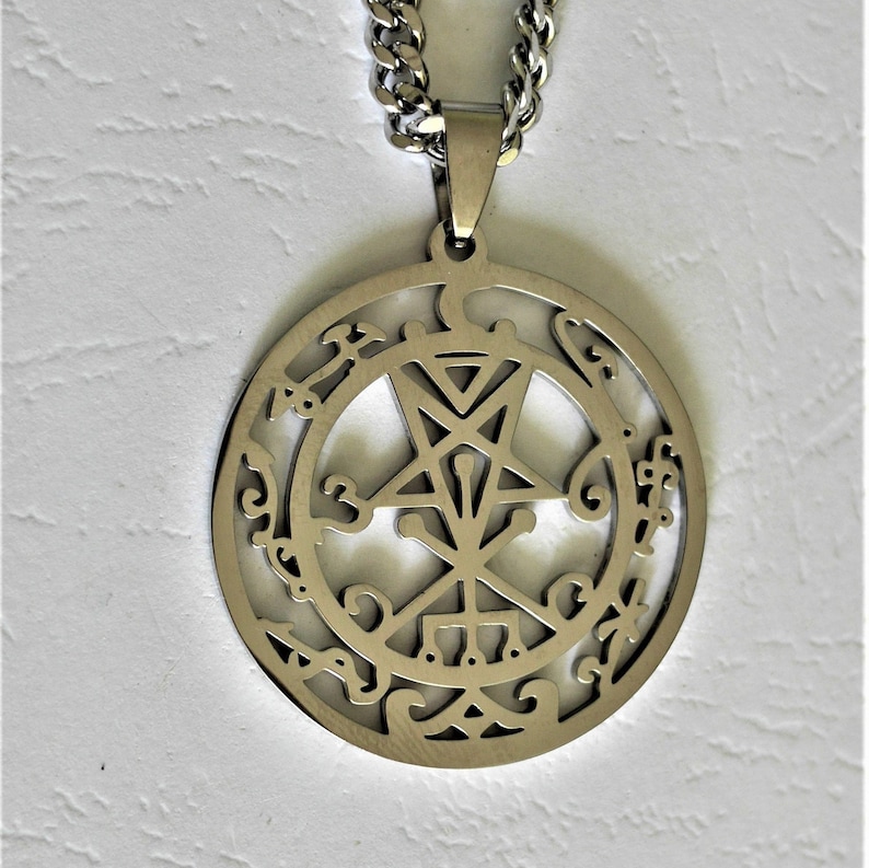 Talisman Magic Seal of Lilith///Collier | Etsy