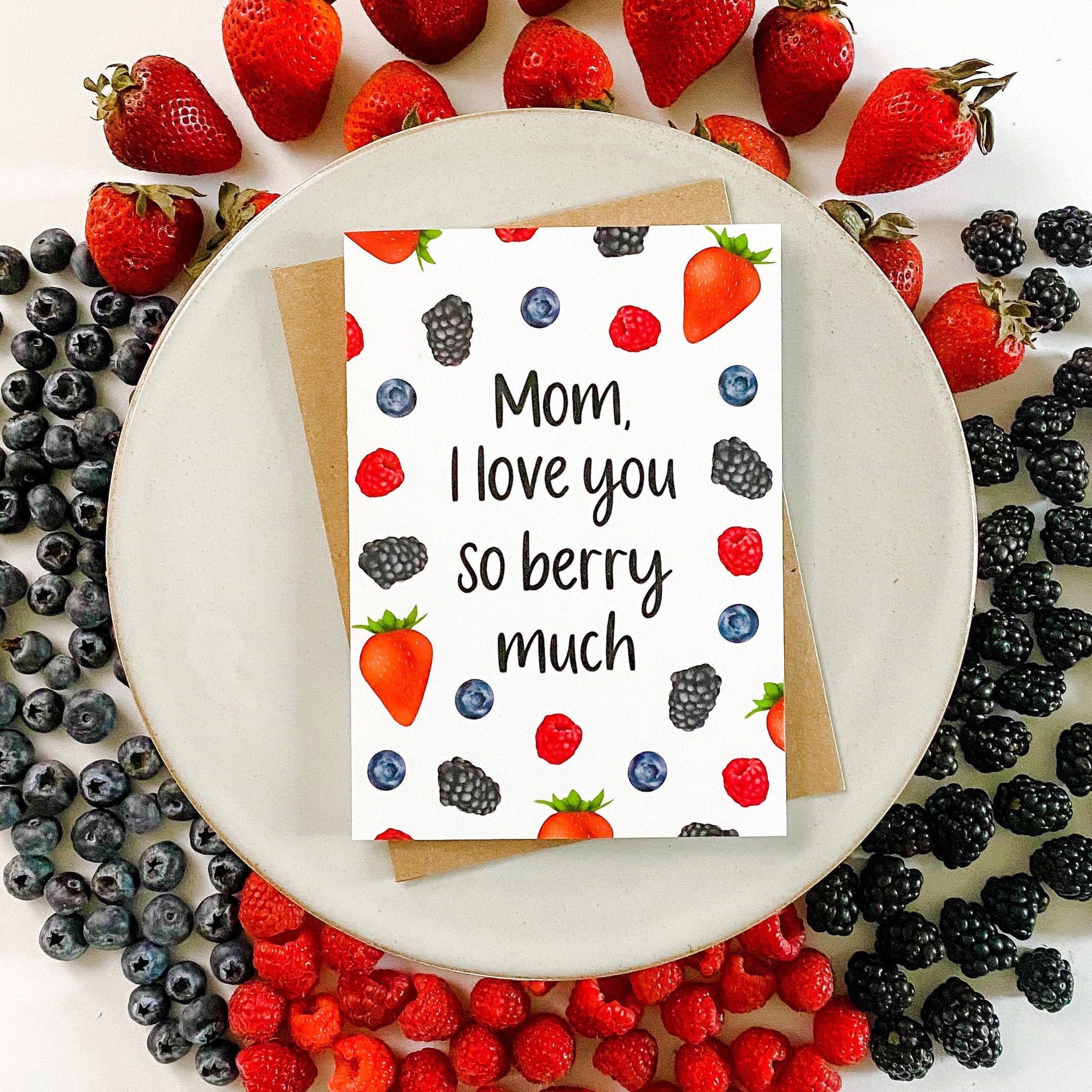 Mother's Card: Mom I Love You So Berry Much Pun Card - Etsy Polska