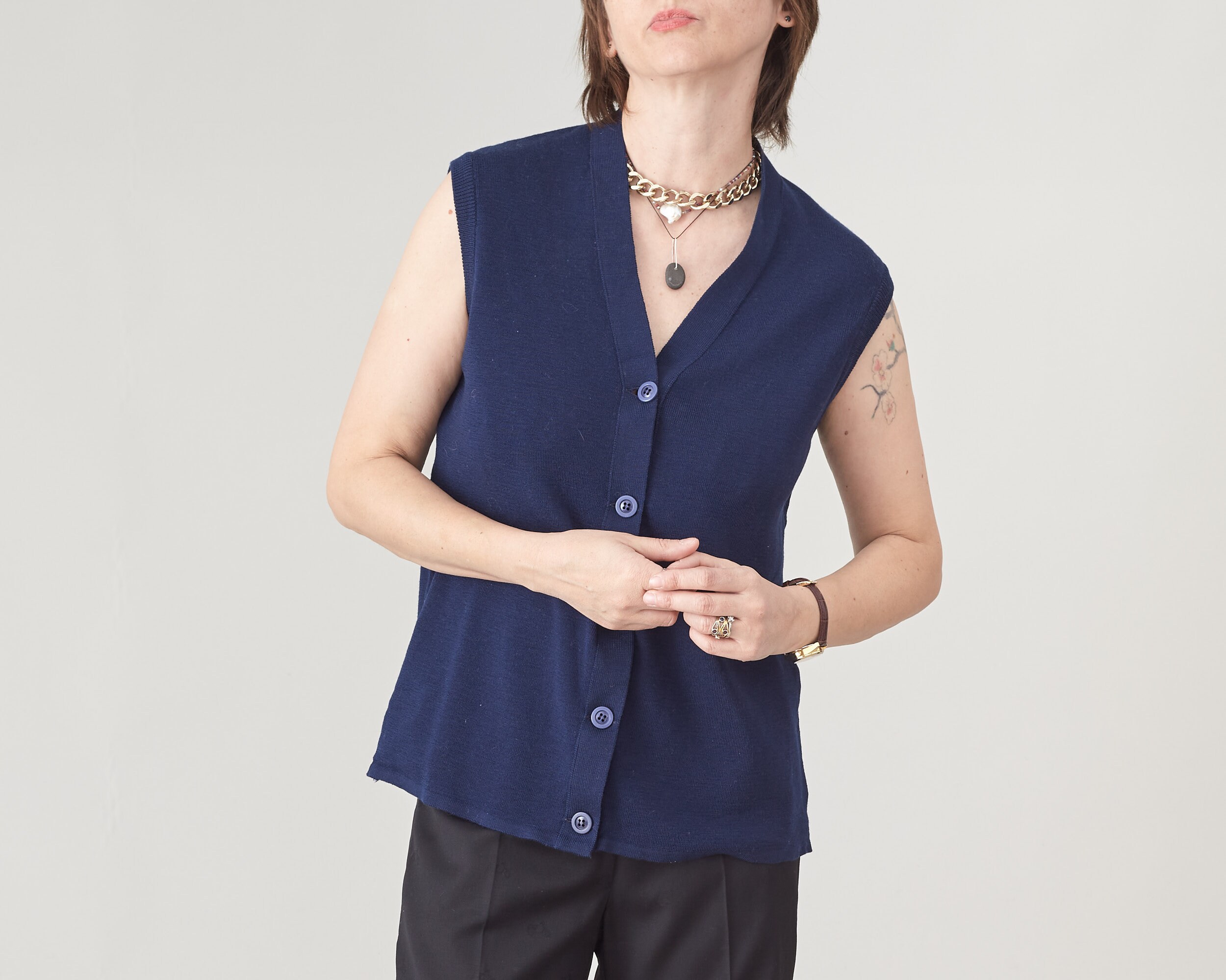 Vintage Dark Blue Wool Sweater Vest Size M V-neck Sweater - Etsy