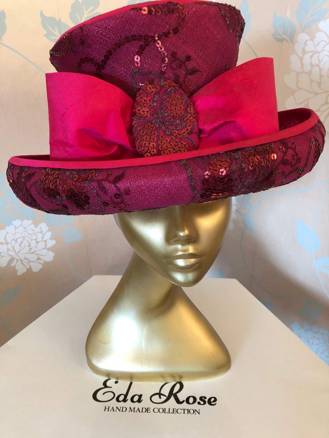 Stylish, Top-hat in Red, Silk and Embroidered, Lace, Highlighted With ...